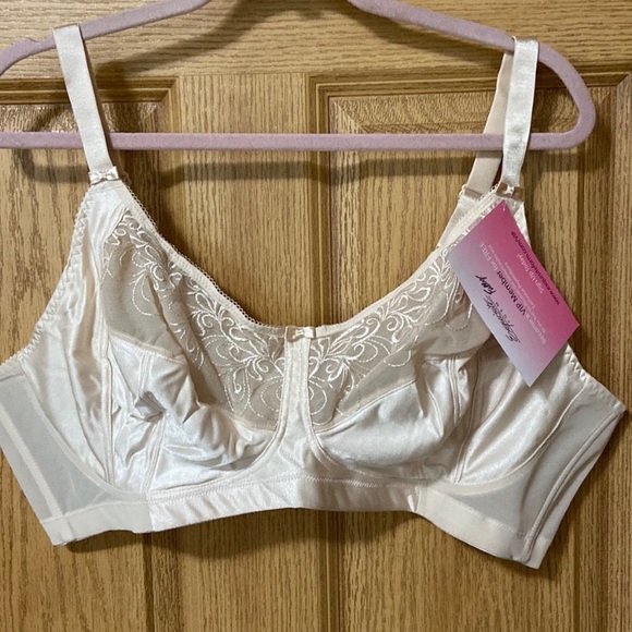 exquisite Form | Intimates & Sleepwear | New Exquisite Form Embroidered ...